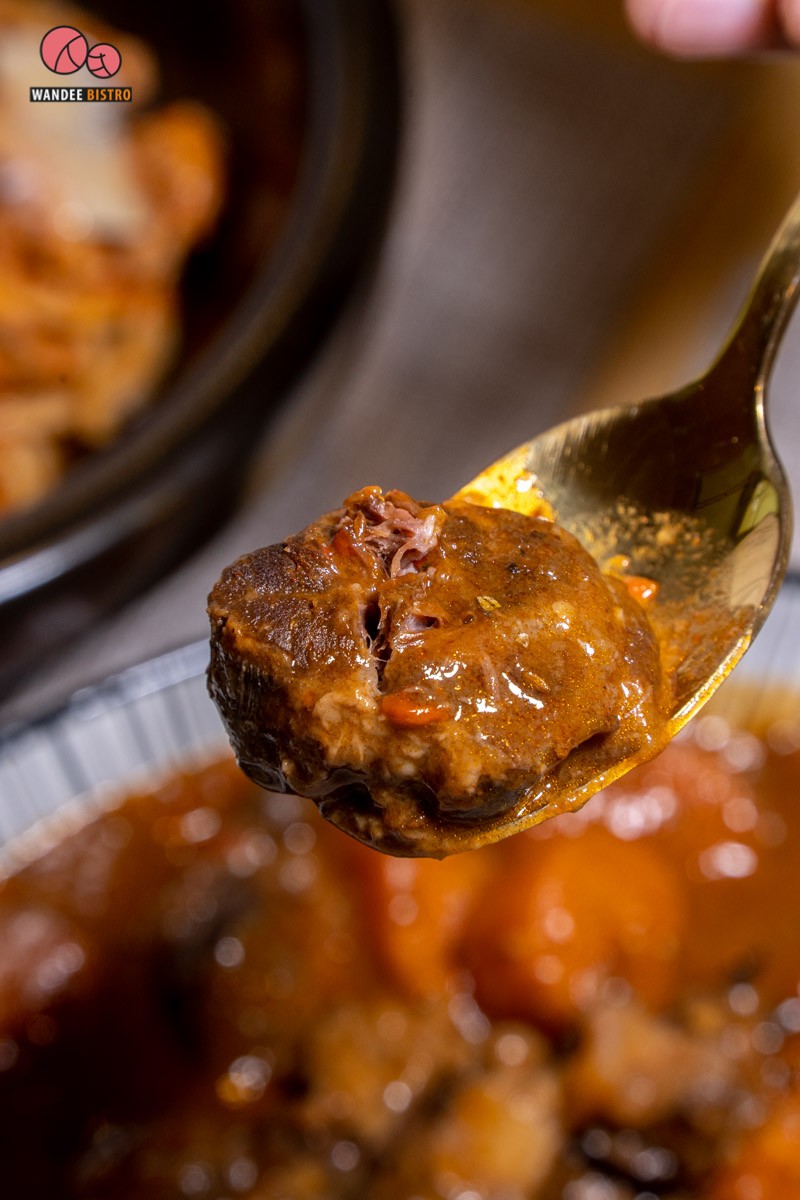 Melt Beef by Chef Grand สตูเนื้อตุ๋น สไตล์ฮังการี เมนูโฮมเมดพิถีพิถัน ...